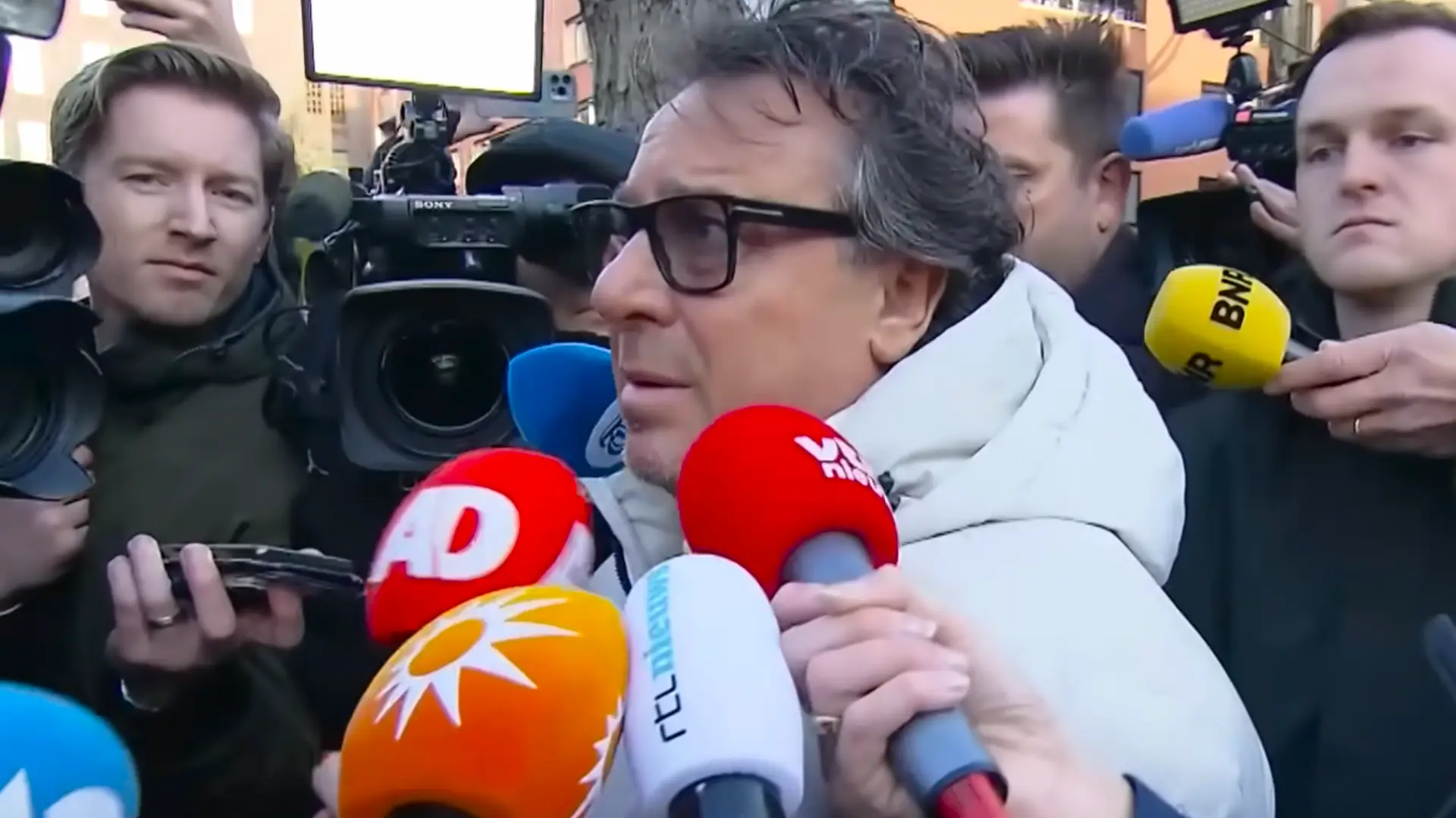 Massale walging om artikel van De Telegraaf over Marco Borsato